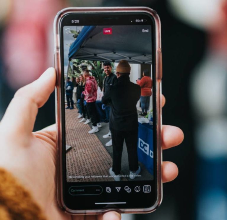 Livestream on Facebook: Mobile and Desktop - Tech Quintal